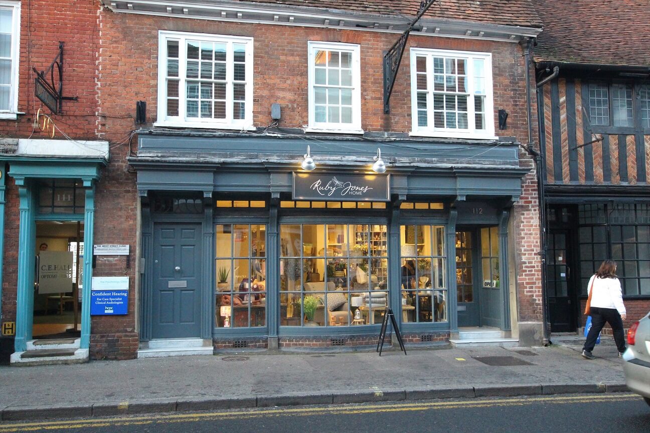 Prime retail property in Farnham let to Ruby Jones Home - Curchod & Co
