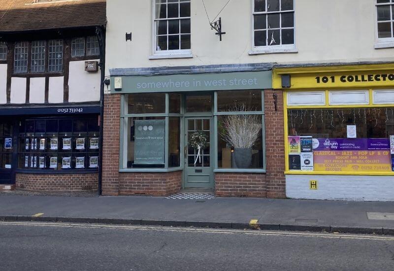 Farnham retail property let to Geco Hair - Curchod & Co
