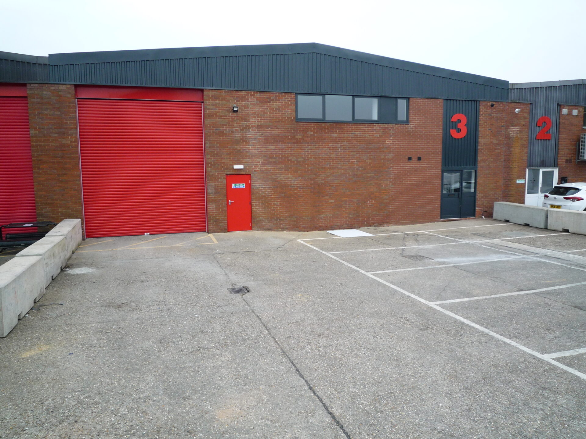 Warehouse letting sees Brook Trading Estate in Aldershot, Hampshire ...